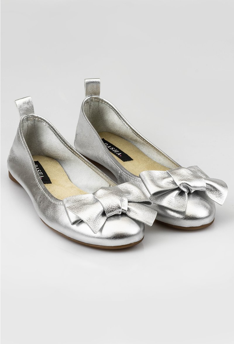 Balerini argintii din piele naturala cu funda - Dasha.ro