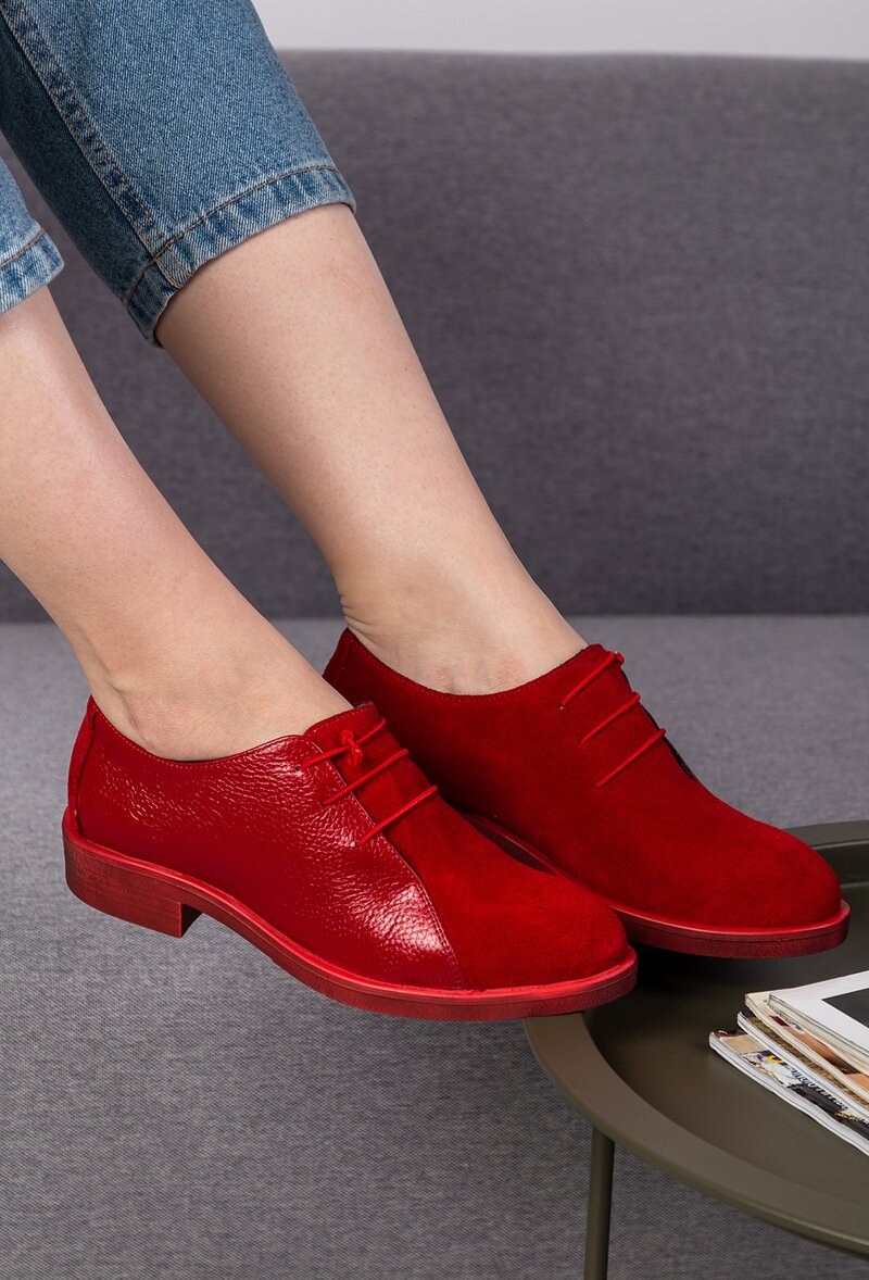 Pantofi rosii din piele naturala intoarsa si texturata - Dasha.ro