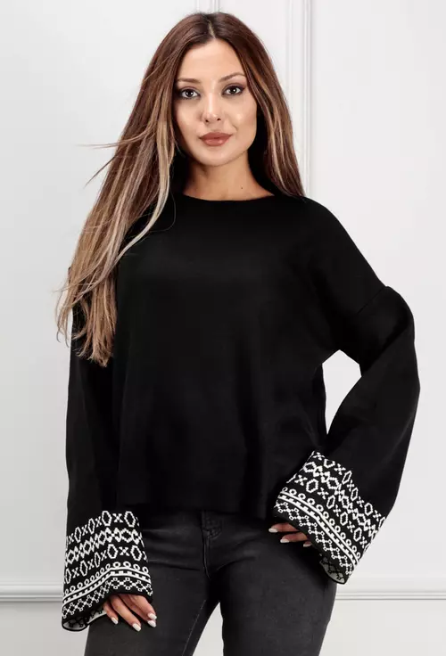Pulover negru cu motive albe la mansete - Dasha.ro
