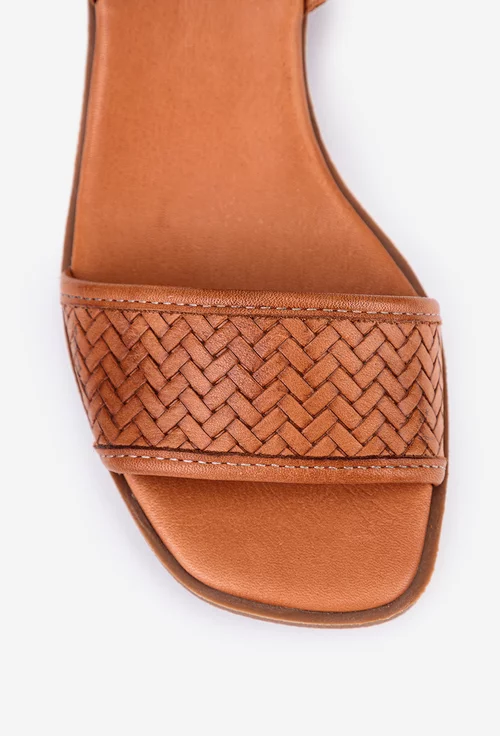 Sandale maro din piele naturala cu toc - Dasha.ro