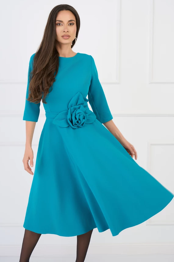 Rochie office din stofa turcoaz cu floare in talie - DyFashion